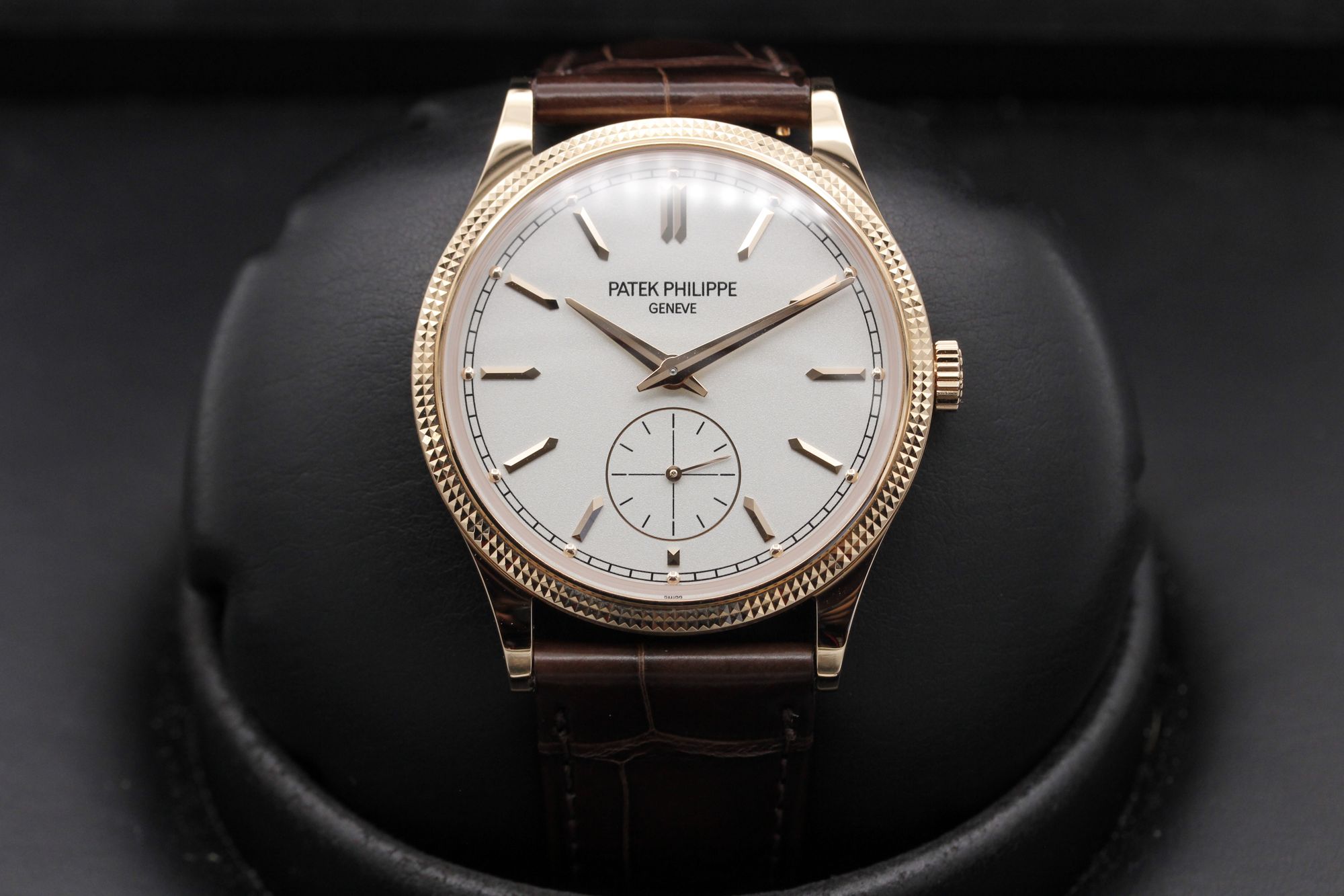FSOT: Patek Philippe Calatrava - 6119R-001 - Silver - Rose Gold - 39mm ...